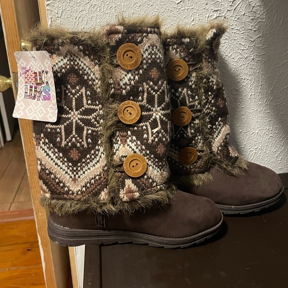 Muk Luks | Shoes | The Original Muk Luks Boots Size Womens 8 Nwt | Poshmark